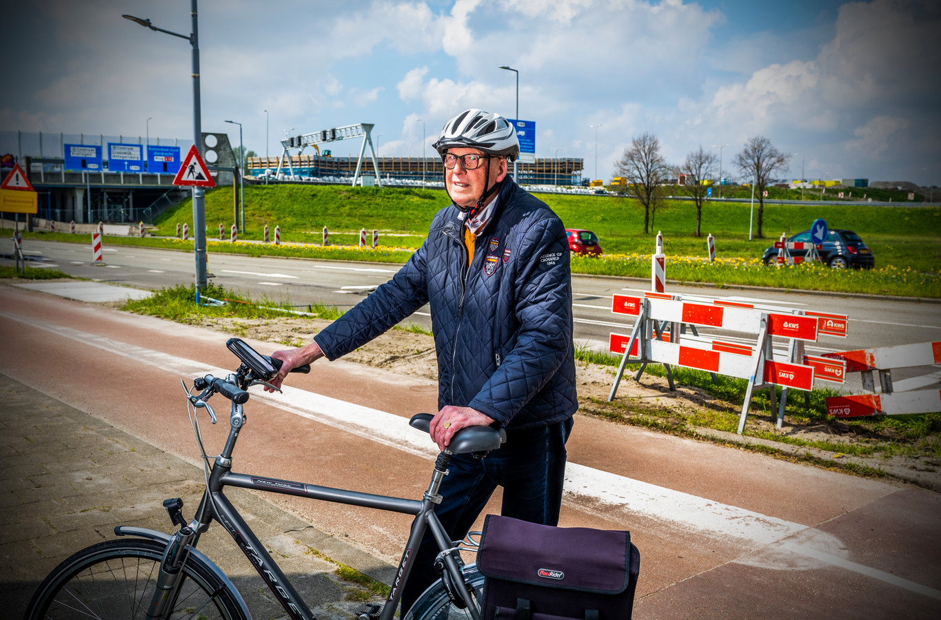 Hoe fietser Arend (72) een bouwfout bij de snelweg ontdekte: ‘Die hele ...