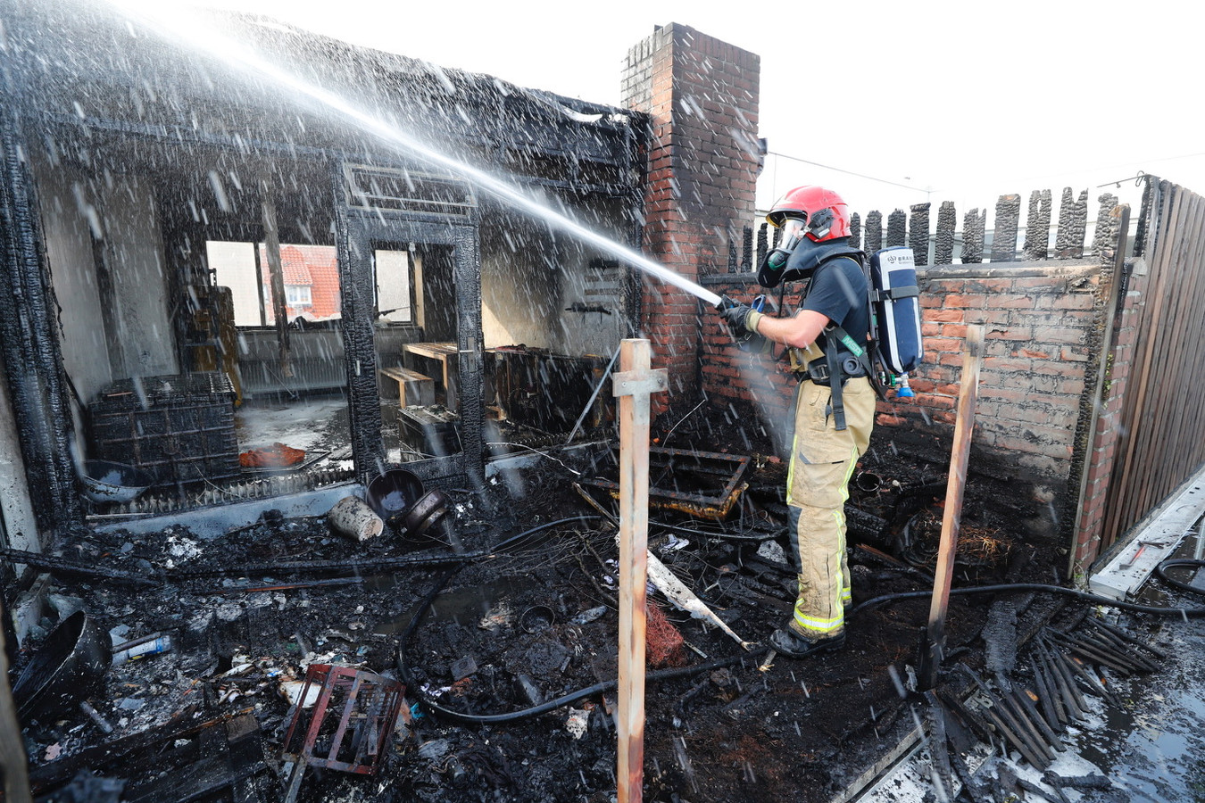 Ontploffing in Eindhoven: appartement compleet verwoest | Foto | ed.nl