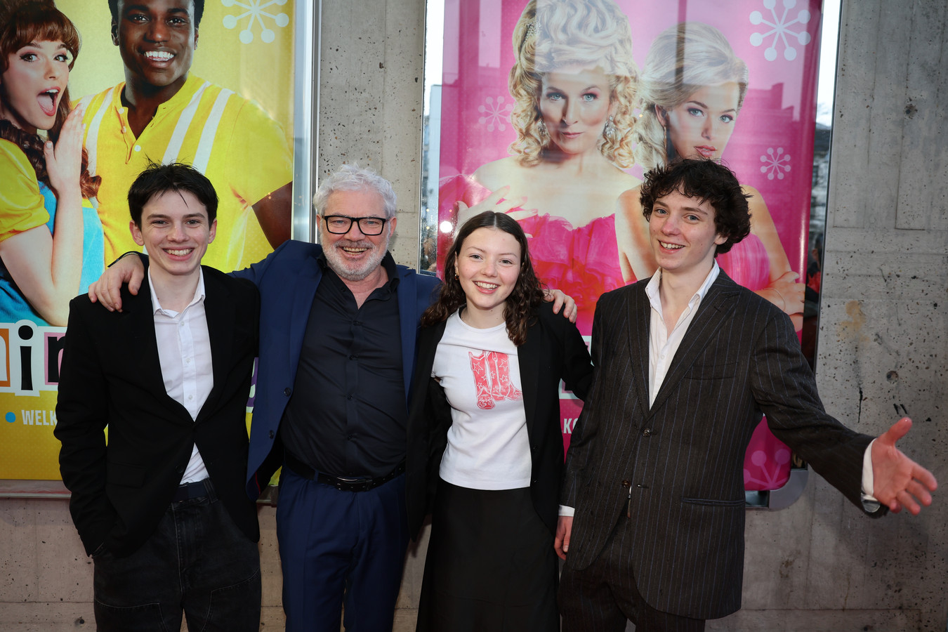 IN BEELD. ‘De mol’ Gilles Van Bouwel met nieuwe liefde op rode loper ...