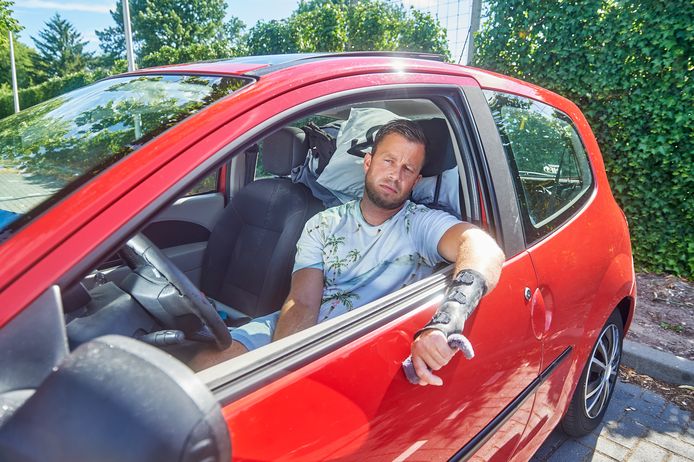 Richel (36) slaapt al een jaar in zijn auto: ‘Als er niet snel een ...