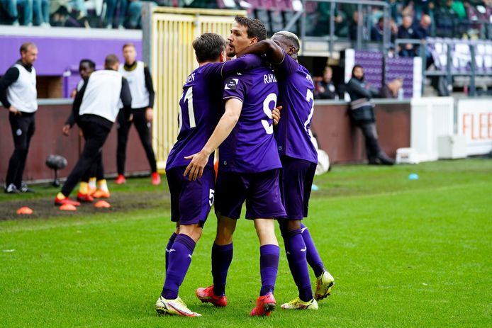 Anderlecht kampioen? In Brussel laten ze zich niet gek maken: “Top vier ...