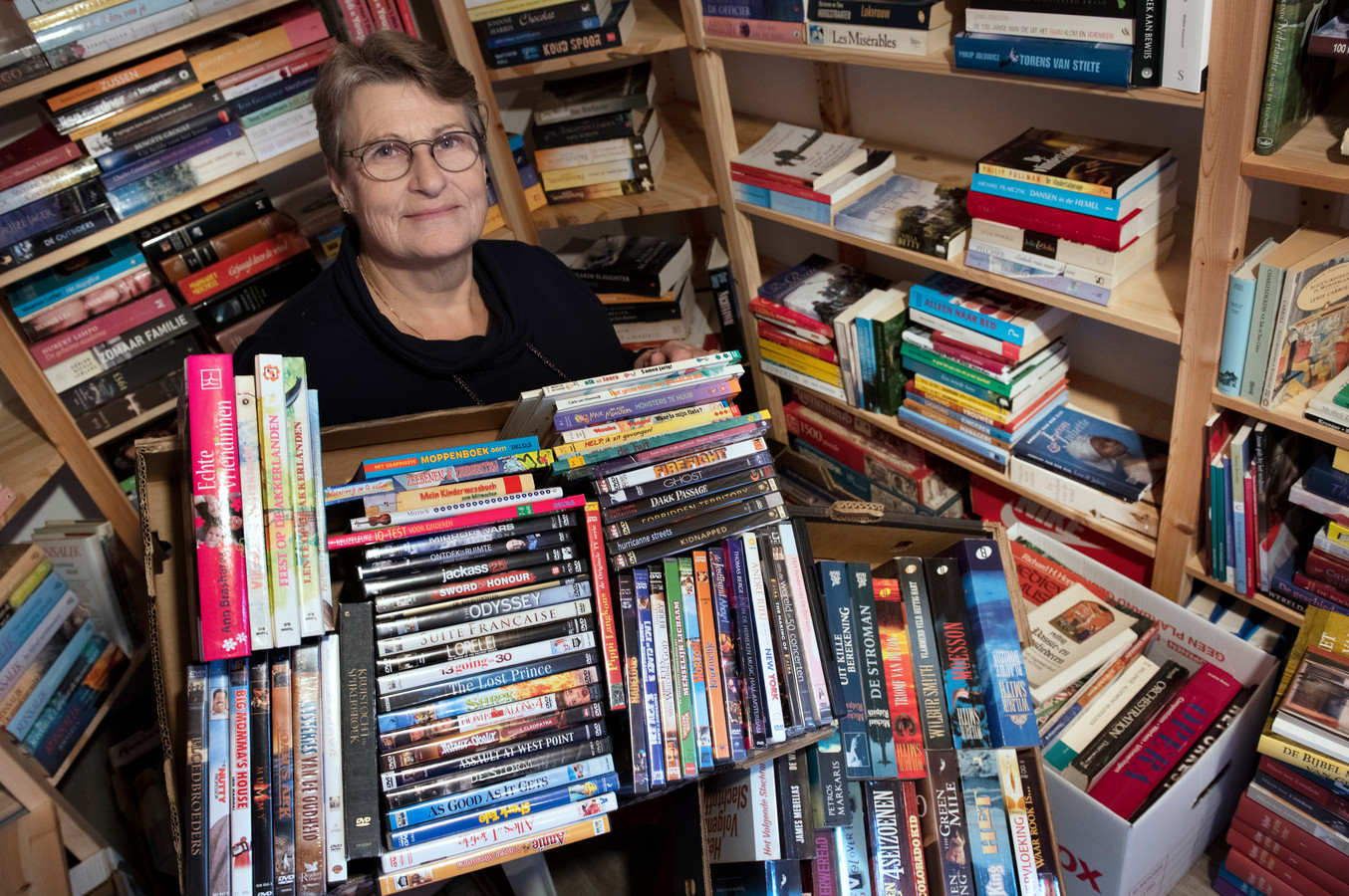 Gerrie runt een webshop met tweedehands boeken: ‘De opbrengst is voor ...