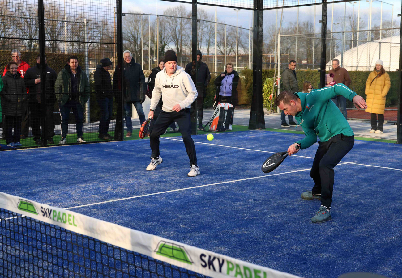 Introductie van padel levert VLTC binnen week al zo’n honderd nieuwe ...