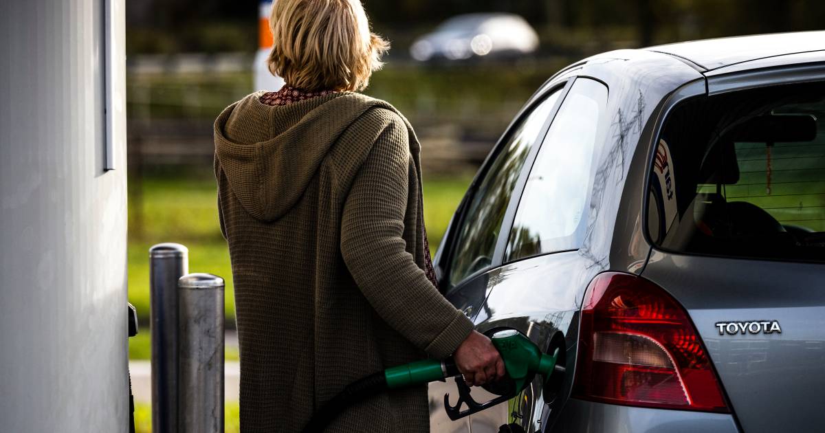 Deze organisaties en landen bepalen de prijs van benzine en daardoor ...