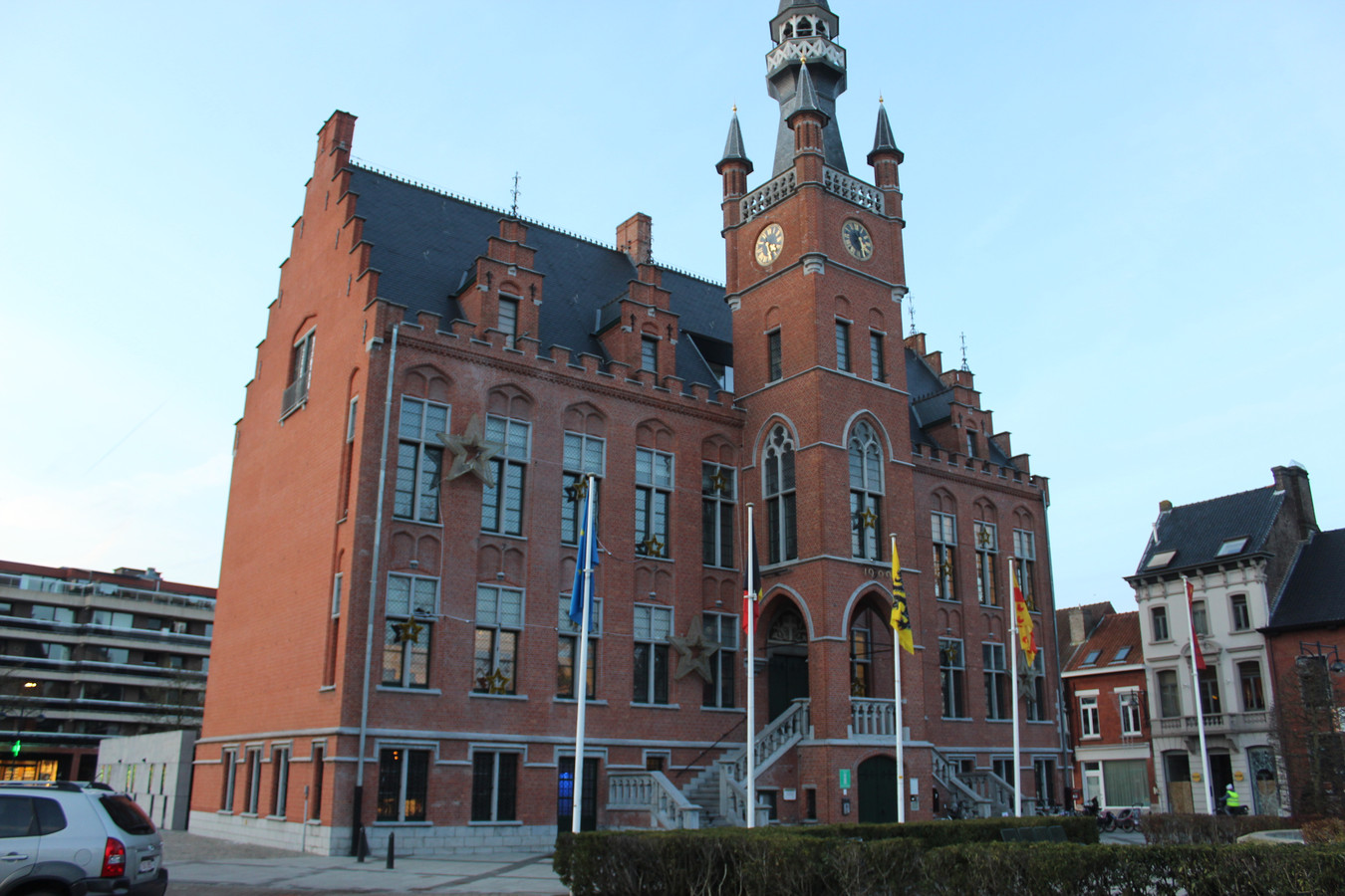 Maldegem krijgt extra parkeerplaatsen voor snelle boodschappen: acht ...