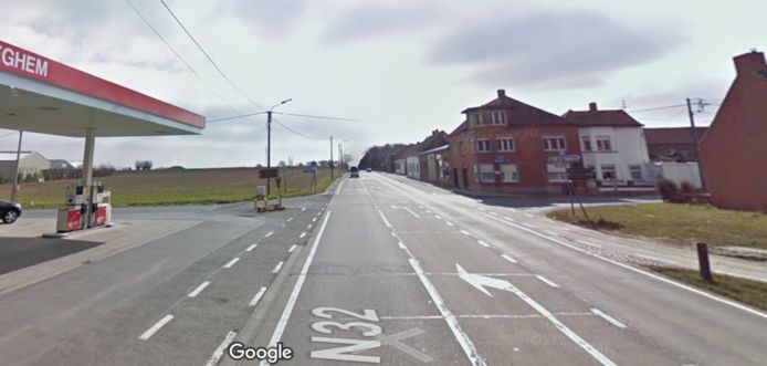 Voorbereidende werken herinrichting kruispunt Kezelberg gestart | Wevelgem | hln.be