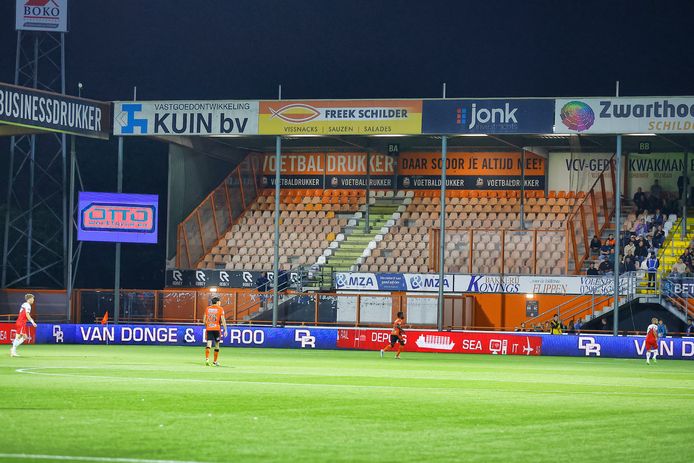 Waarom werden ze geweerd uit Volendam? Fans FC Utrecht zoeken antwoord ...
