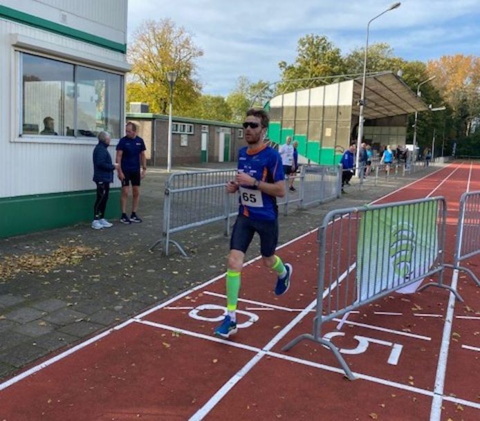 Zomerkoning Steven de Muyt boekt vijfde zege in Zuidzande | Sport in ...