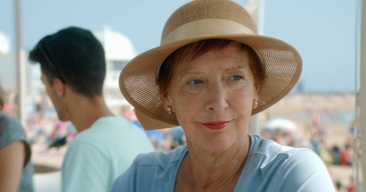 Bejubelde film Loes Luca in meer filmzalen | Show | AD.nl