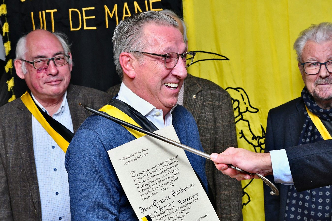 Jean-Claude Vanbesien opgenomen in Ridderorde van ’t Manneke uit de ...
