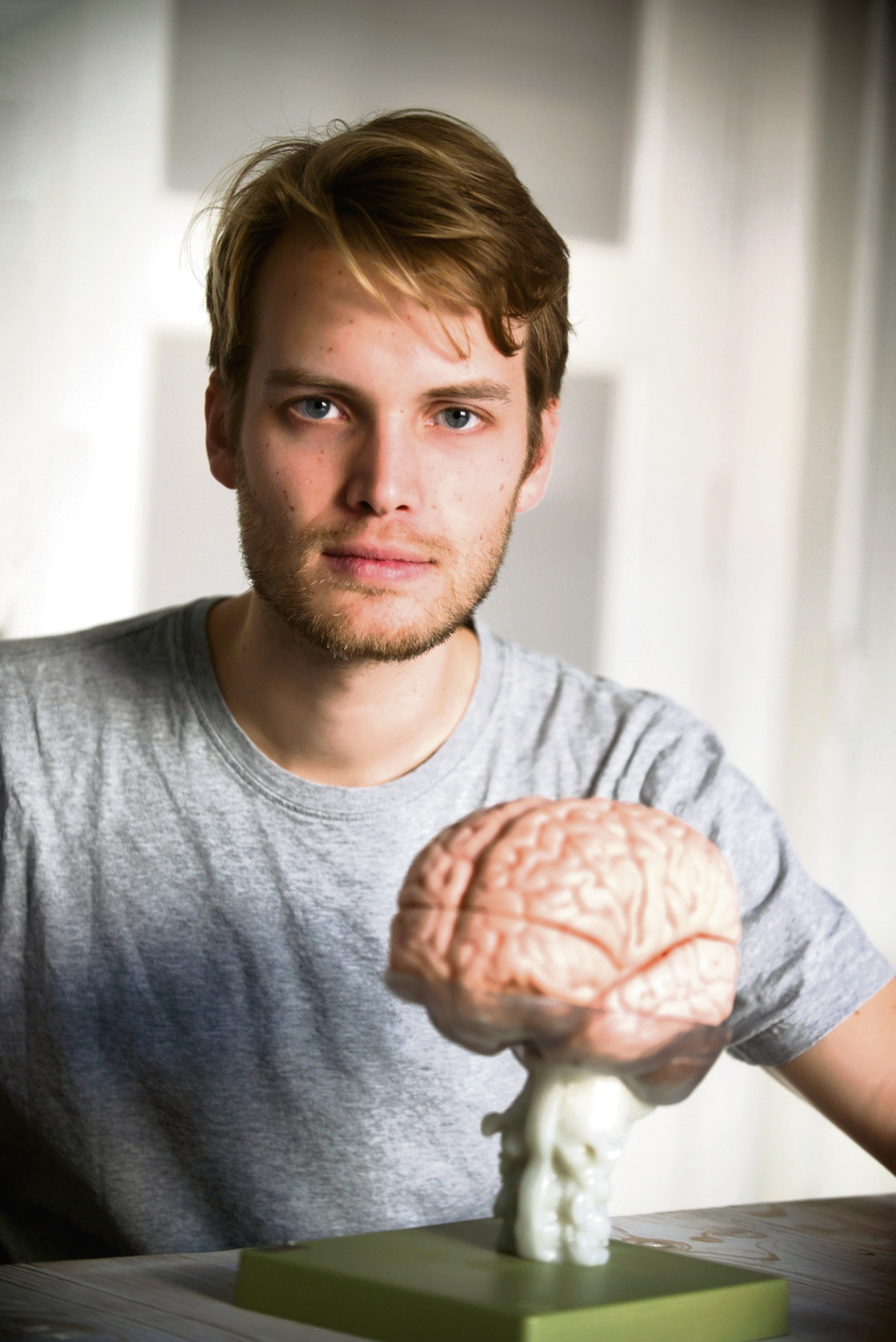 Jong en opgebrand: "Deze generatie gaat een bijzonder onduidelijke toekomst tegemoet"