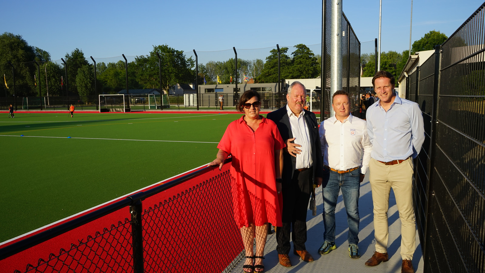 Hockey Club Beveren neemt gloednieuw waterveld in gebruik: “Klaar om ...