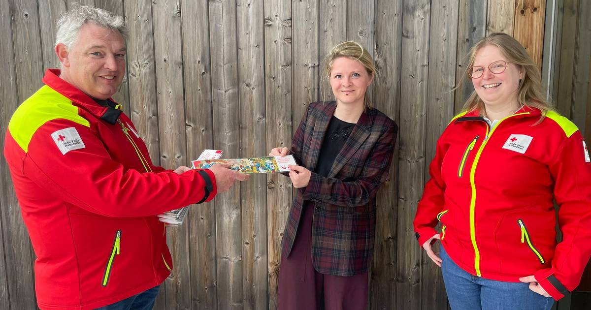 Rode Kruis vervangt stickerverkoop door pleisterverkoop | Zottegem | hln.be