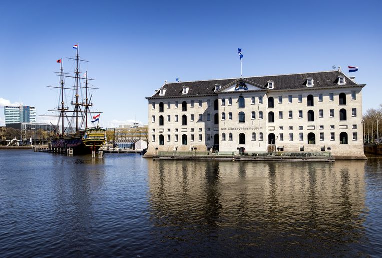 Opinie: ‘Het Slavernijmuseum hoort op het Oosterdok, dát is de ...