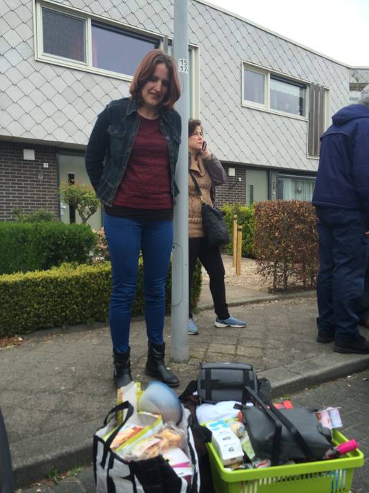 Meisje vlucht bij brand De Meern via reling op 1 hoog | Utrecht | AD.nl