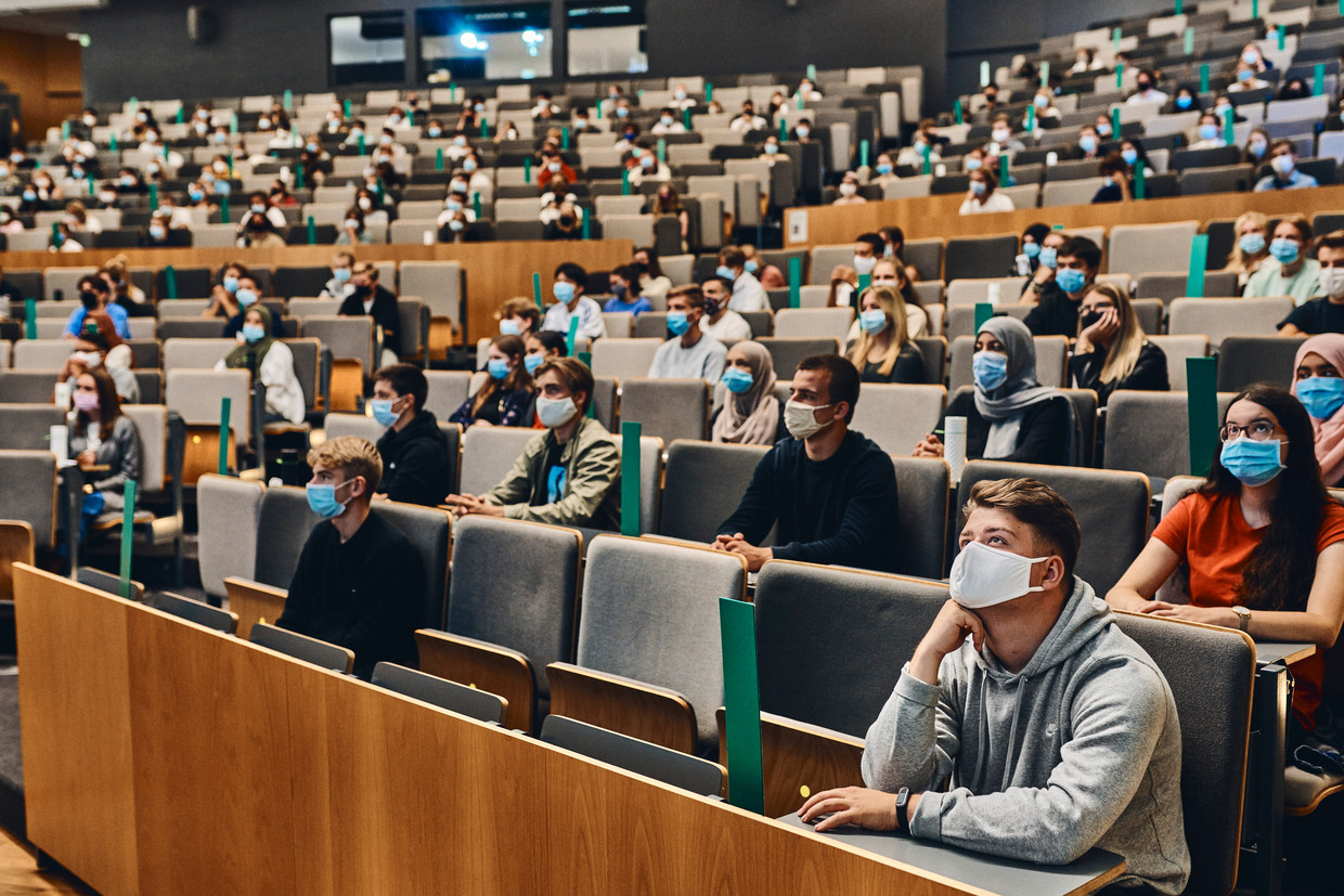 ‘We kunnen niet eens spontaan naar de les gaan’ | De Morgen