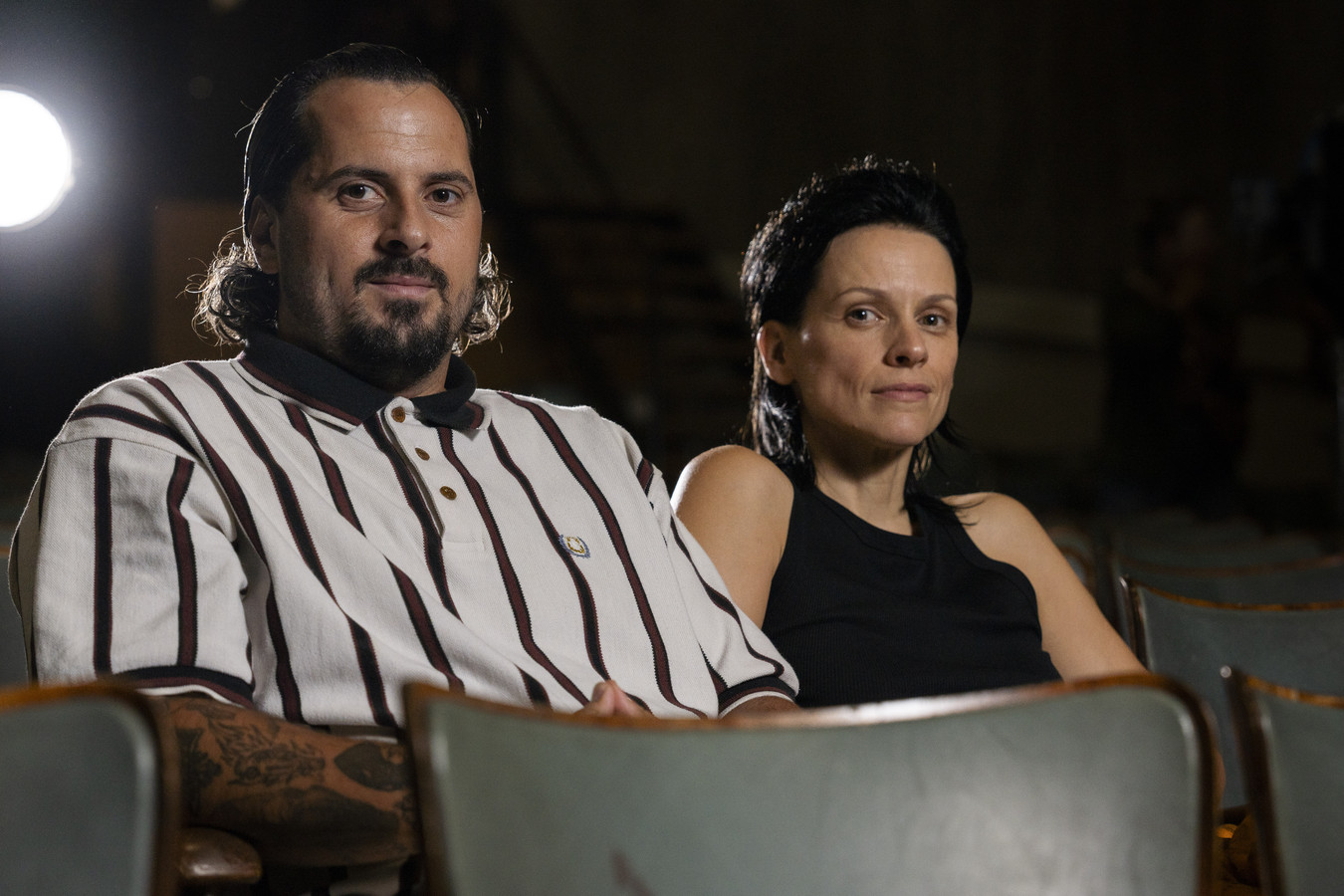 Op de set met Zwangere Guy bij zijn eerste hoofdrol: “Ik blijf in de ...