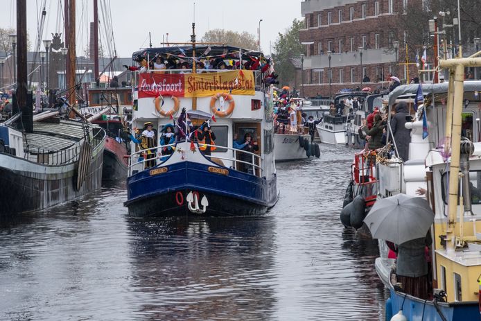 Wéér staat de intocht van Sinterklaas in Amersfoort op losse schroeven ...