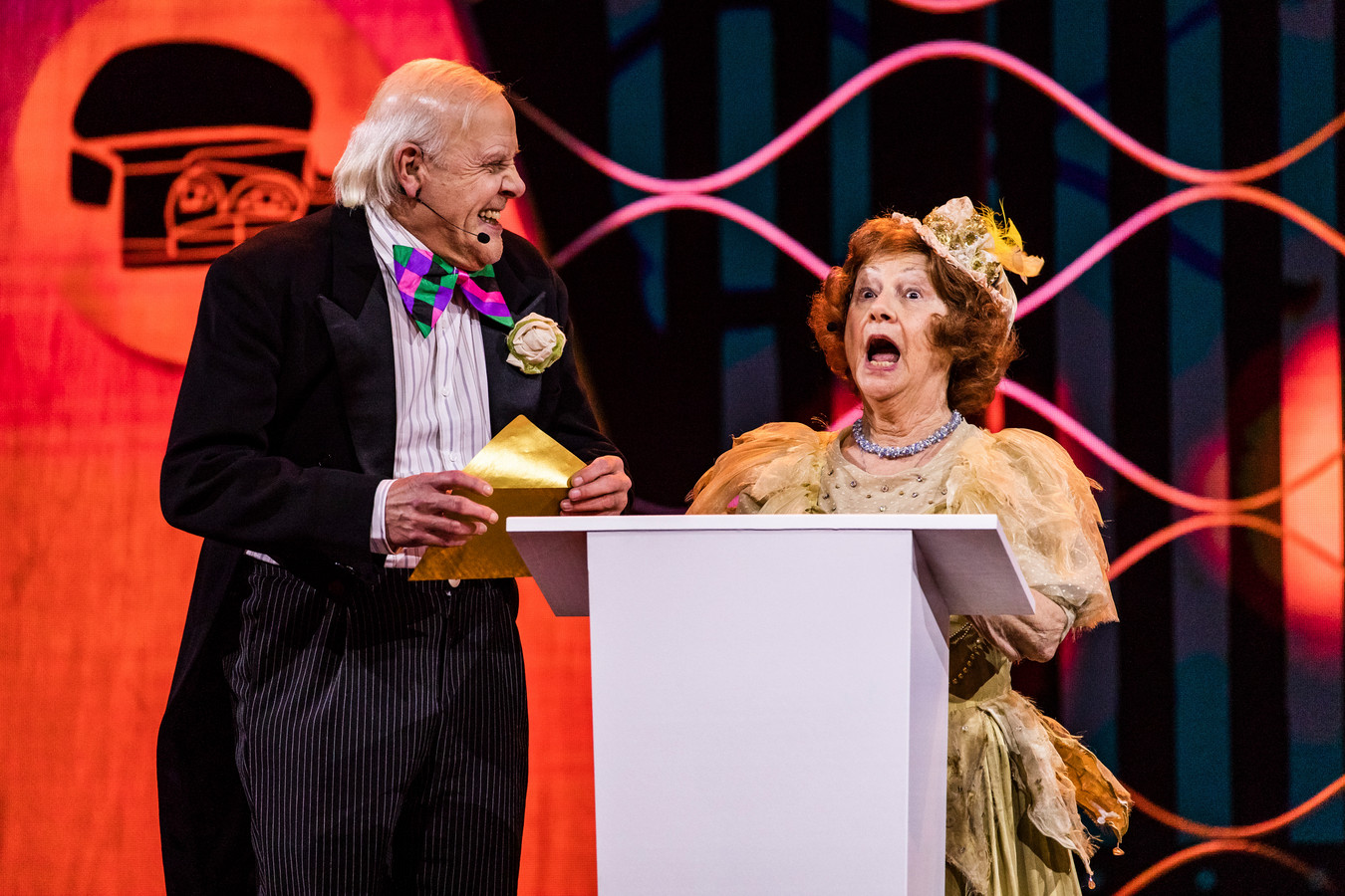 Alles uit de kast, want VTM wordt 30 JAAR | Foto | hln.be