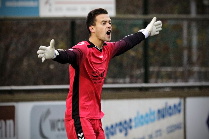 Keeper Van der Biezen ging viraal met een doelpunt, maar: “Ik was er ...