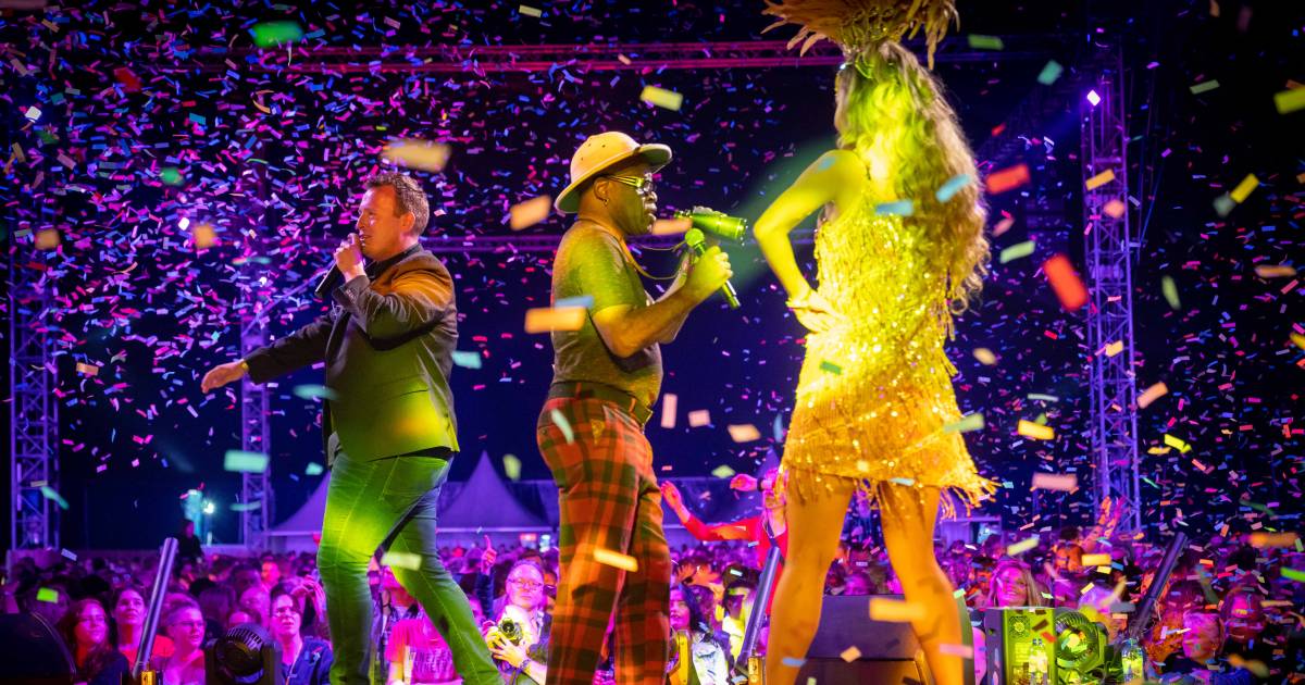 FeestBeesten terug naar de basis; van Stadsblokken in Arnhem naar zaal ...