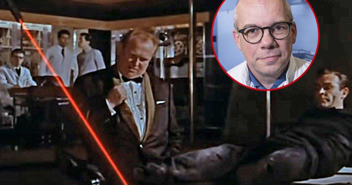 James Bond neemt ons bij de neus, maar hoe? Dat vertelt professor Gert-Willem zijn UT-studenten ...