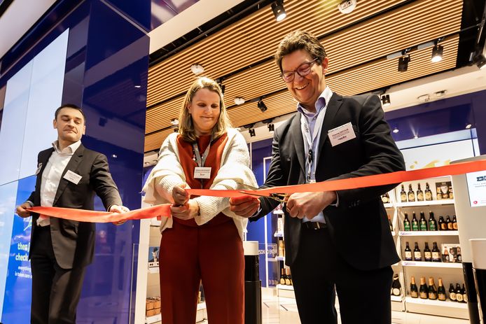 Eerste geautomatiseerde winkel opent deuren op Brussels Airport ...