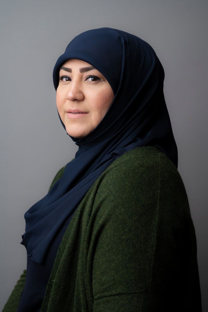 Sebiha portretteerde 23 Rotterdamse vrouwen en genderdiverse mensen ...