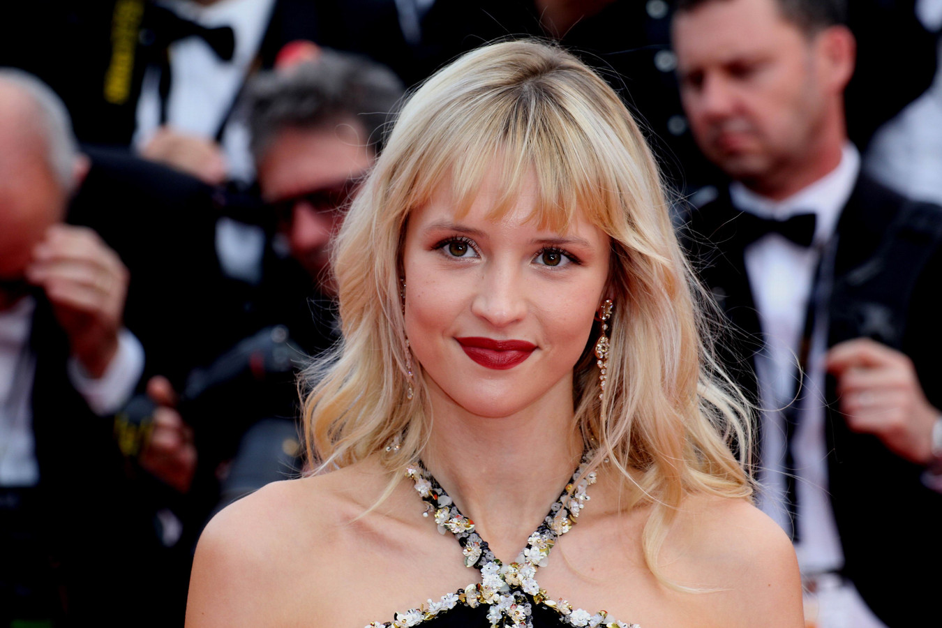 Angèle acteert in nieuwe ‘Asterix en Obelix’-film | Foto | hln.be