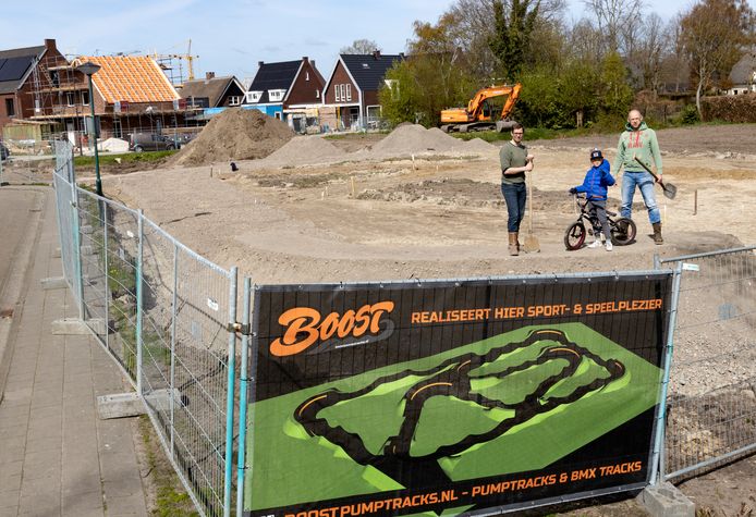 Bouw speelpark Lieshout in volle gang; ‘Kinderen horen te bewegen, niet ...