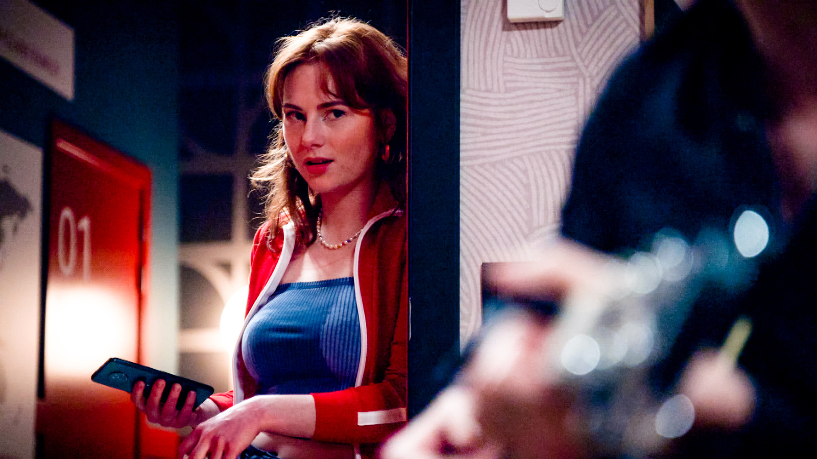 Britt Das, dochter van ‘Thuis’-actrice Marleen Merckx, debuteert in ...
