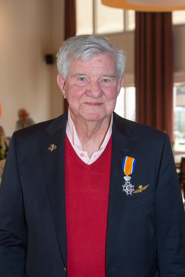 Lintjesregen in Breda: negen leden, vijf ridders en één officier in ...