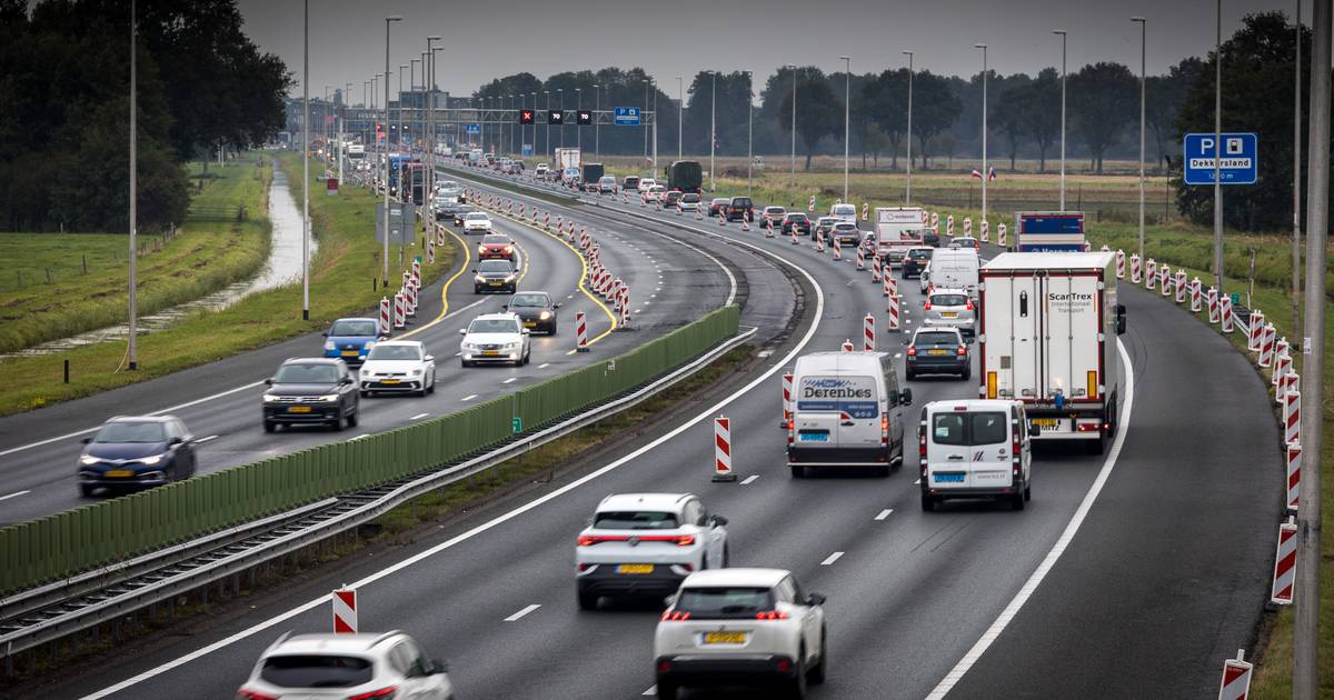 A28 tussen Staphorst en Zwolle stroomt op eerste dag van langdurige ...