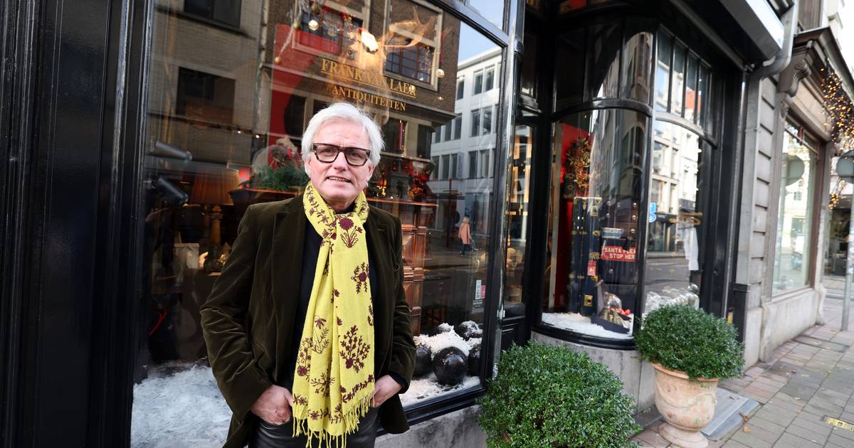 BINNENKIJKEN. ‘Stukken van mensen’-antiquair Frank Van Laer: “Ik woon ...