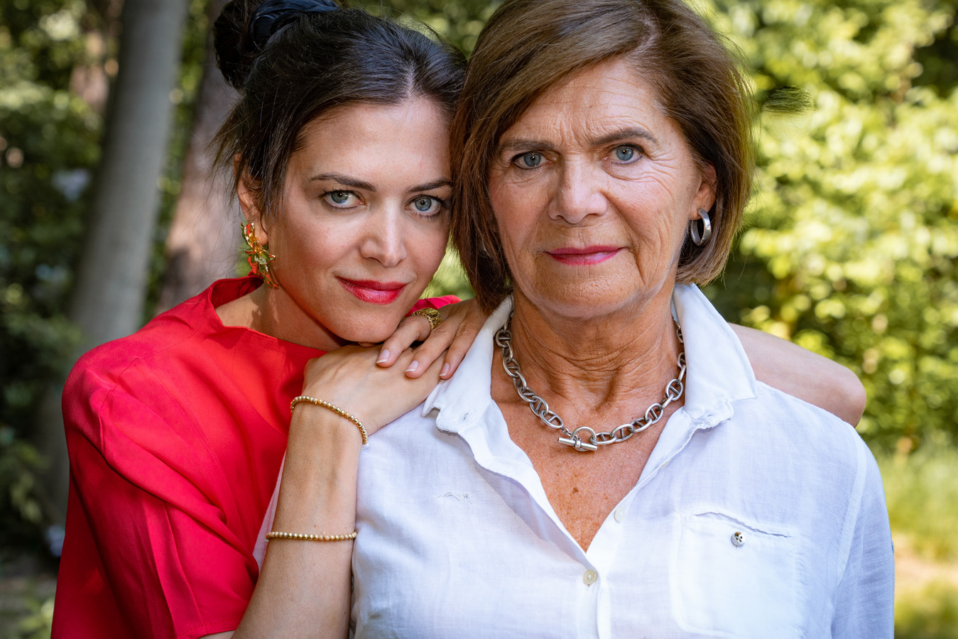 MIJN MAMA EN IK. Astrid Coppens (40) en Carine Nuyens (68): “Na één ...