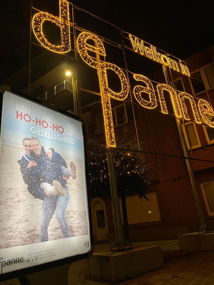 IN BEELD – De kerstlichtjes in De Panne branden: “250 kerstbomen en 15 kilometer lichtjes ...