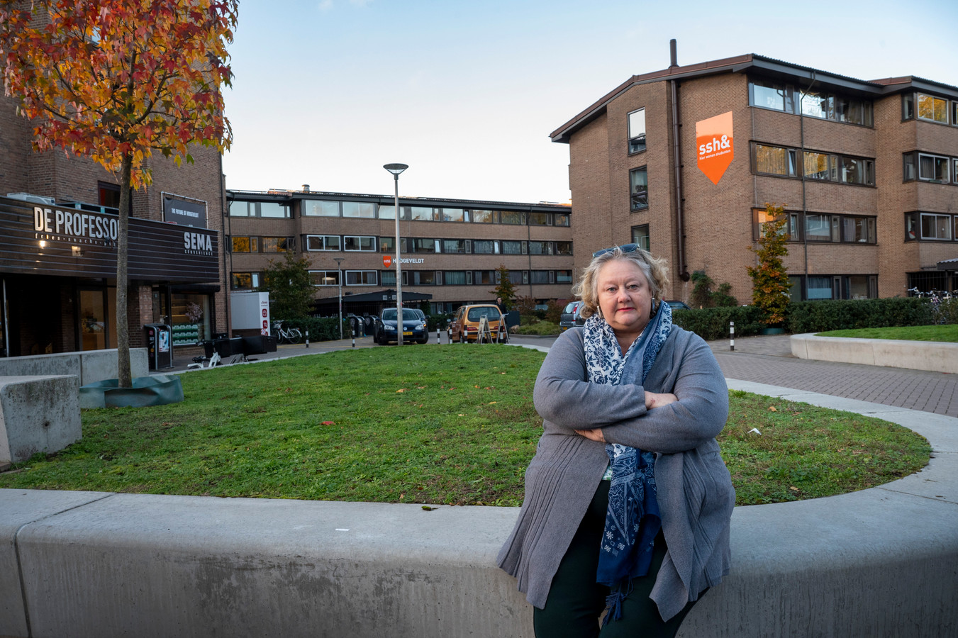 Wanhopige Bo ziet studentensprookje van zoon veranderen in nachtmerrie ...