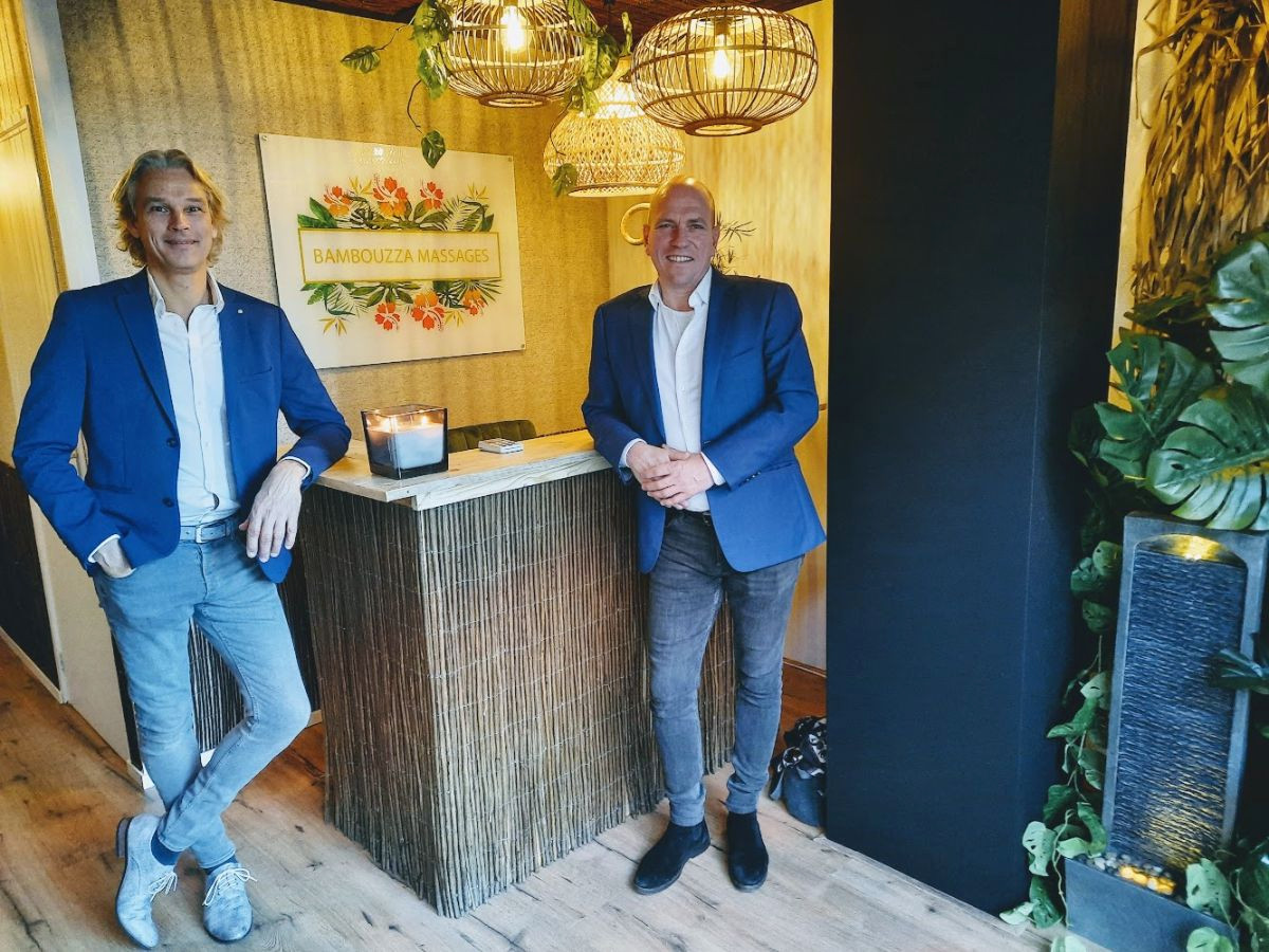 Roy en Karsten openen massagestudio met tropisch thema in binnenstad ...