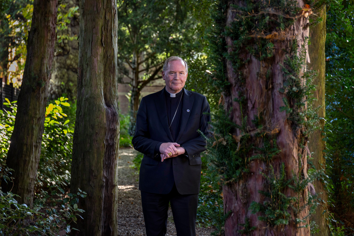 Kardinaal Wim Eijk: ‘Mensen denken dat een bisschop een seksloos wezen ...