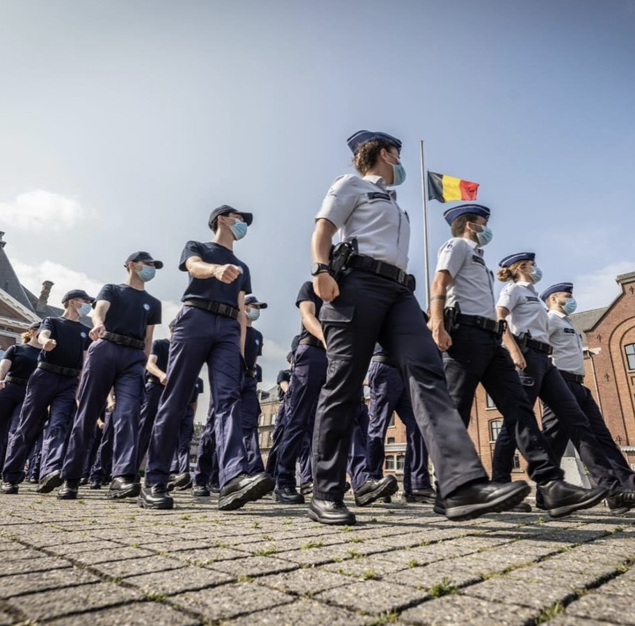 16-jarige die stage liep bij Brusselse politie betrapt op ...