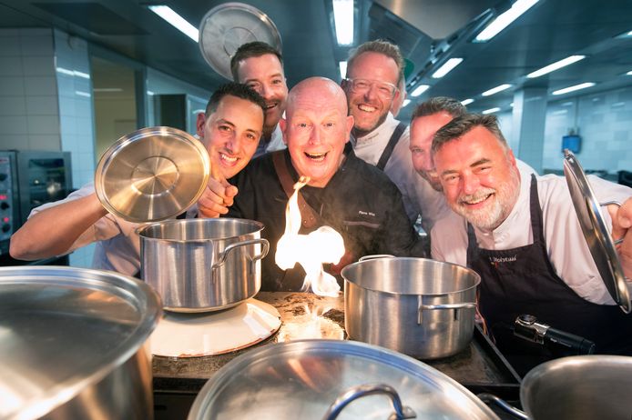Pierre Wind raast door de keuken: ‘Met deze simpele truc bespaar je 70 ...