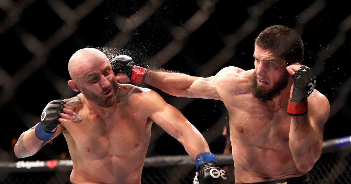 Islam Makhachev behoudt UFC-titel na slopend gevecht: ‘Mensen zullen me ...