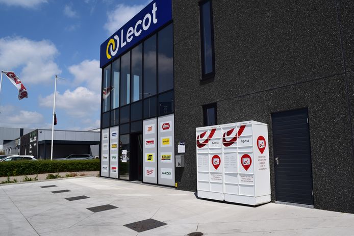 Lecot plaatst pakjesautomaten aan haar vestigingen | Kortrijk | hln.be