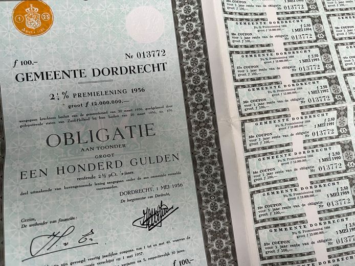 Peter (75) levert 67 jaar oude obligatie in bij gemeente én krijgt zijn ...