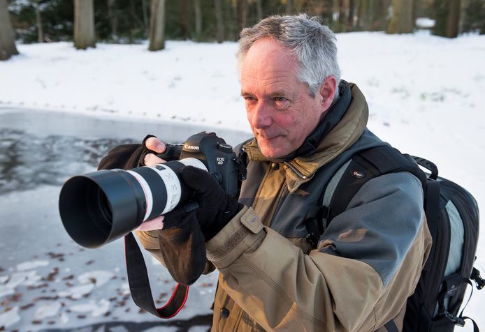 Natuurfotograaf Roderik is met deze sneeuw voor dag en dauw buiten (en ...