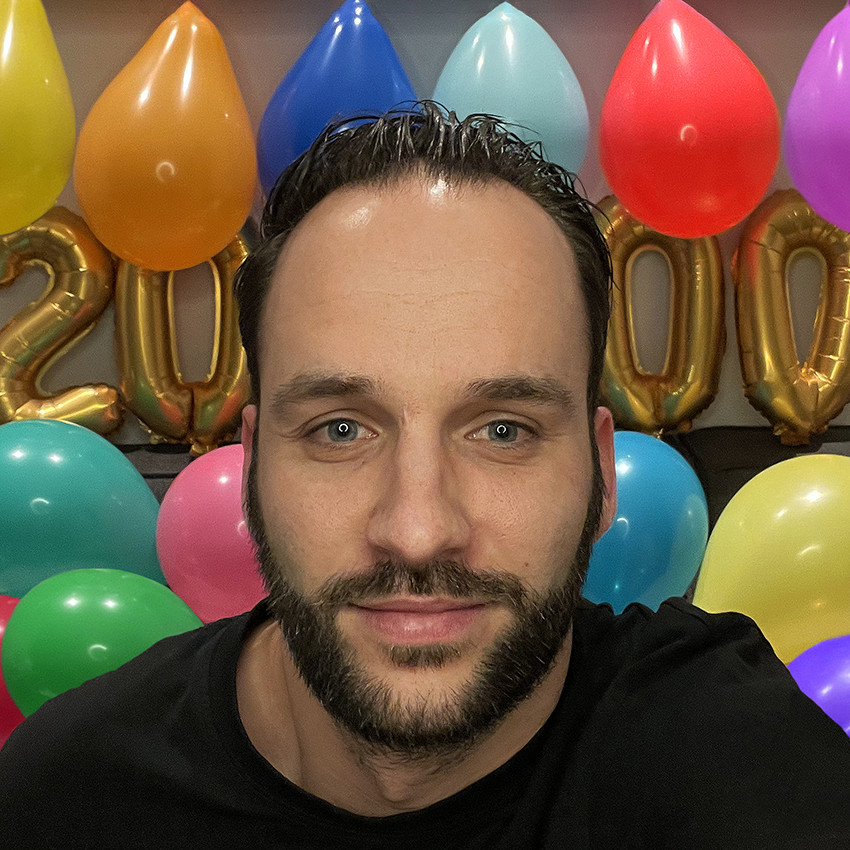 Nathan (32) maakt al 5,5 jaar lang elke dag een selfie: ‘Het begon ...