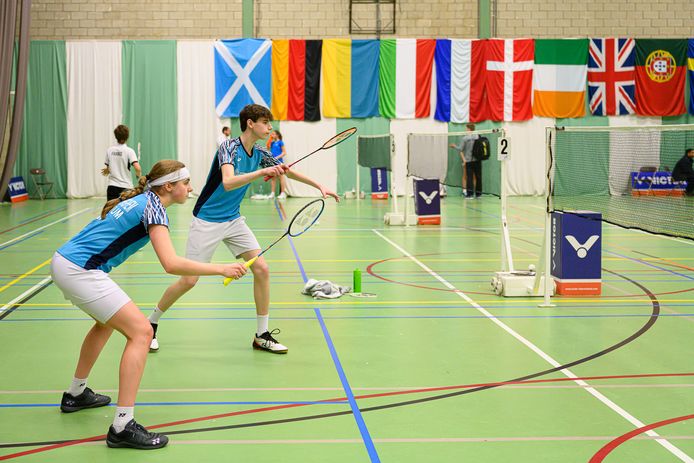 “Grootste badmintontoernooi in zijn soort”: Vierhonderd jeugdspelers ...