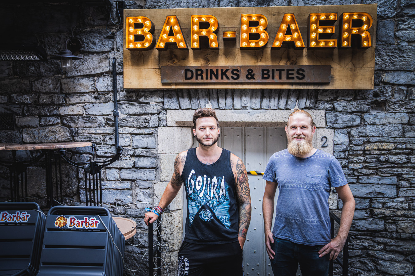 Bar-Baer opent: historische kelder transformeert naar sfeervol eetcafé ...