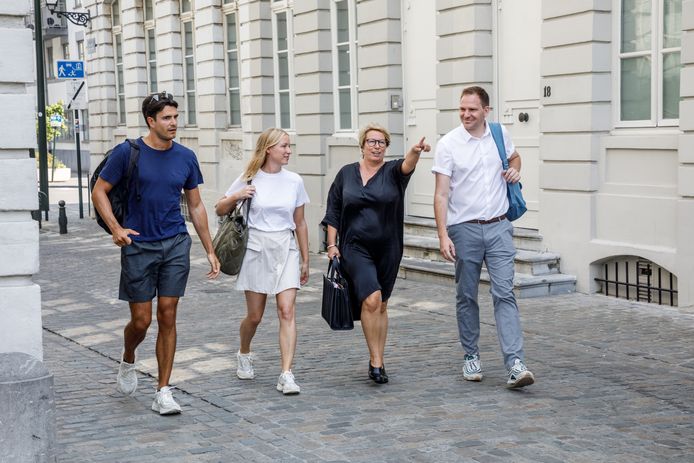 Thijs Verbeurgt stopt onmiddellijk als Vlaams parlementslid en wordt ...