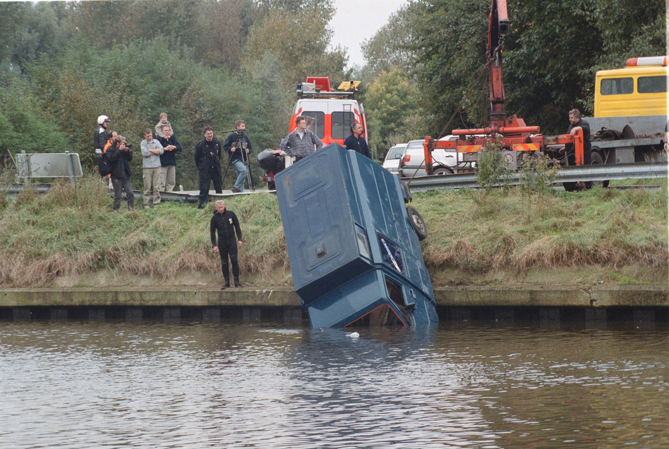 ‘De Bende van de Miljardair’: gevreesde vrouwenhandelaars en ...